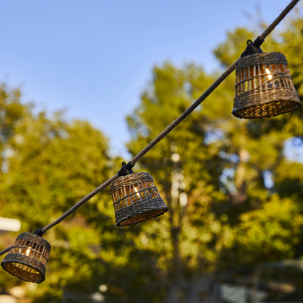 SAMOA LIGHT HYBRID – LUMISKY.COM